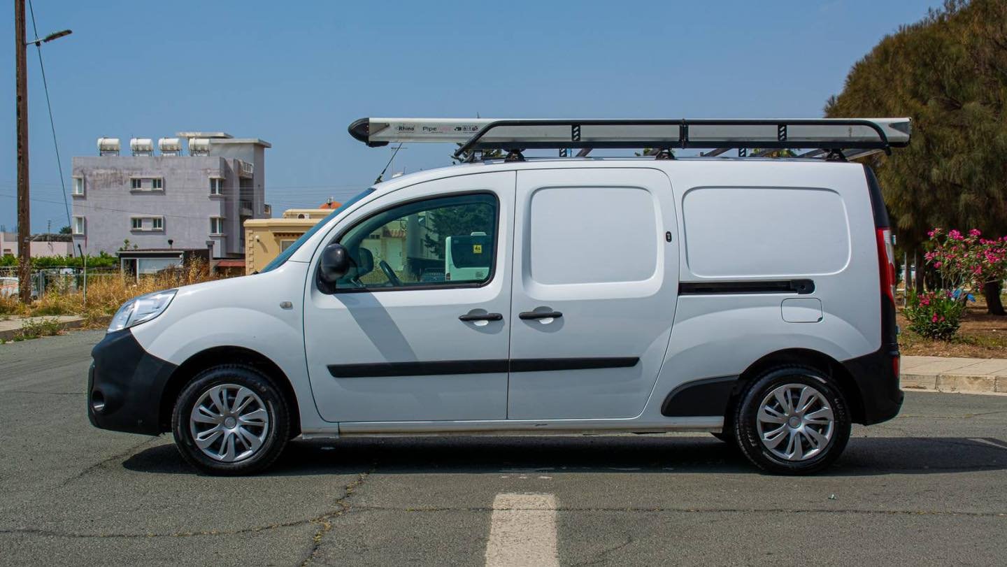 RENAULT KANGOO - Charitos Charitou Motors Ltd